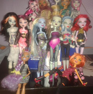 monster high: Nuevo diseño + los regalos de Chica Happy