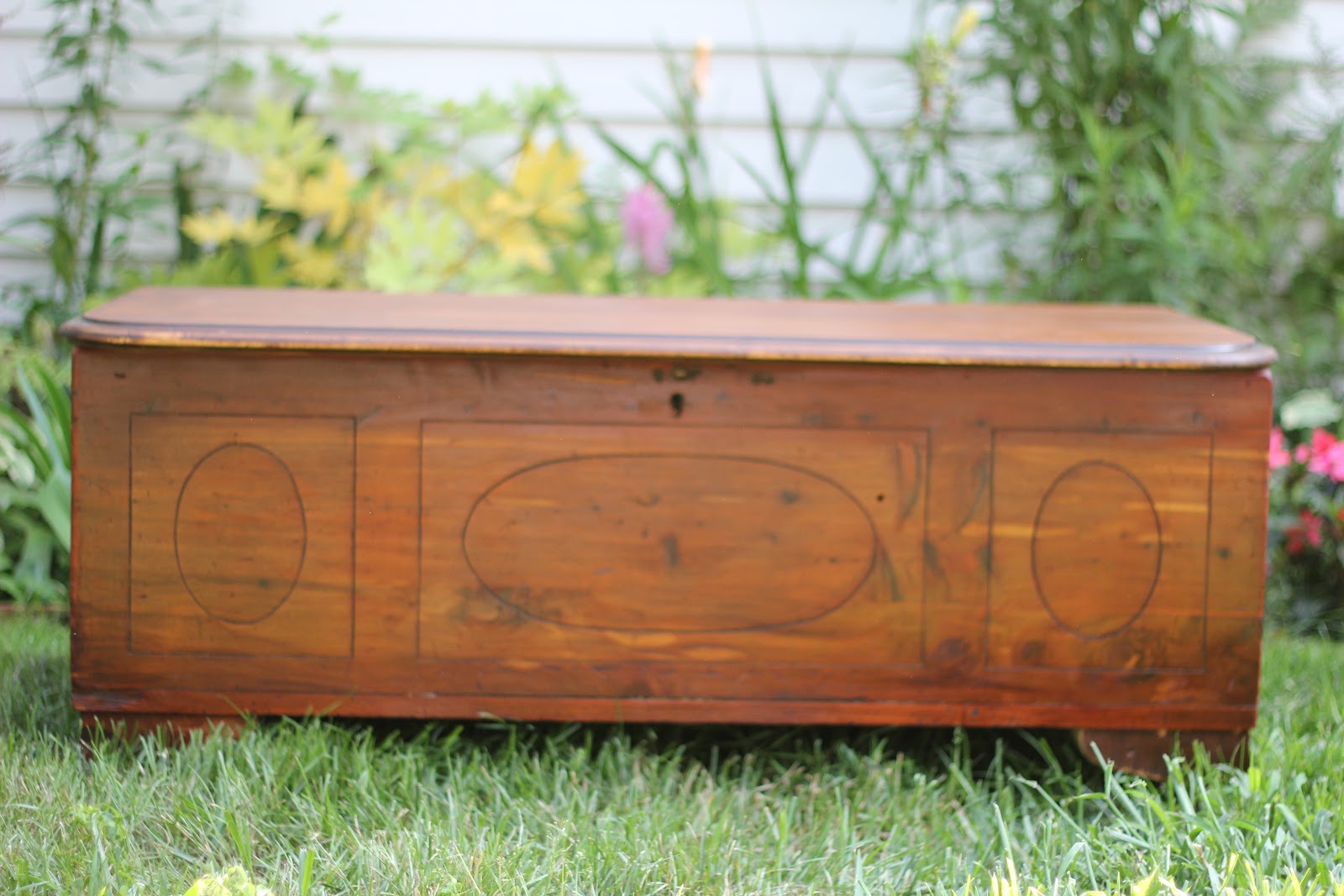 Real Dads Play w/ Dolls: DIY - Refinished Hope Chest