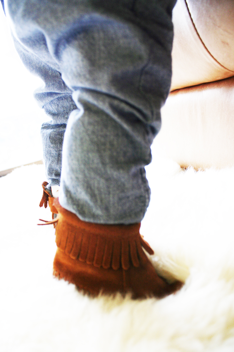 HoldenOn Baby: MINI MOCS