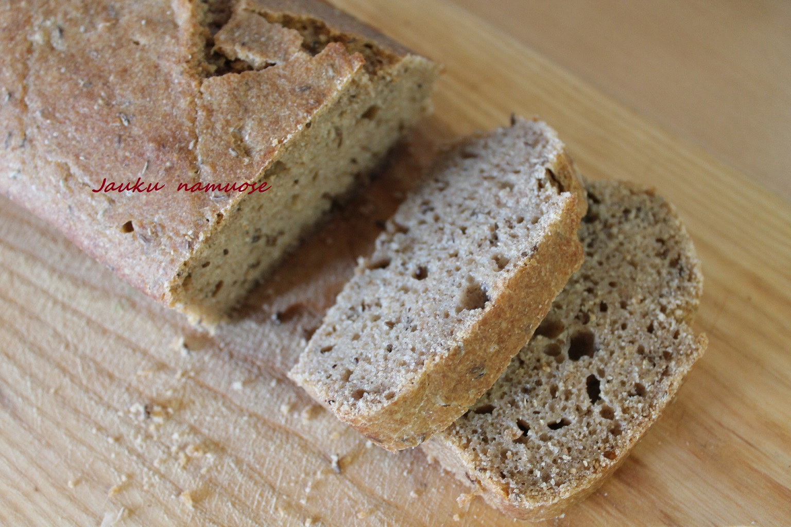 Jauku namuose: Naminė ruginė duona su raugu