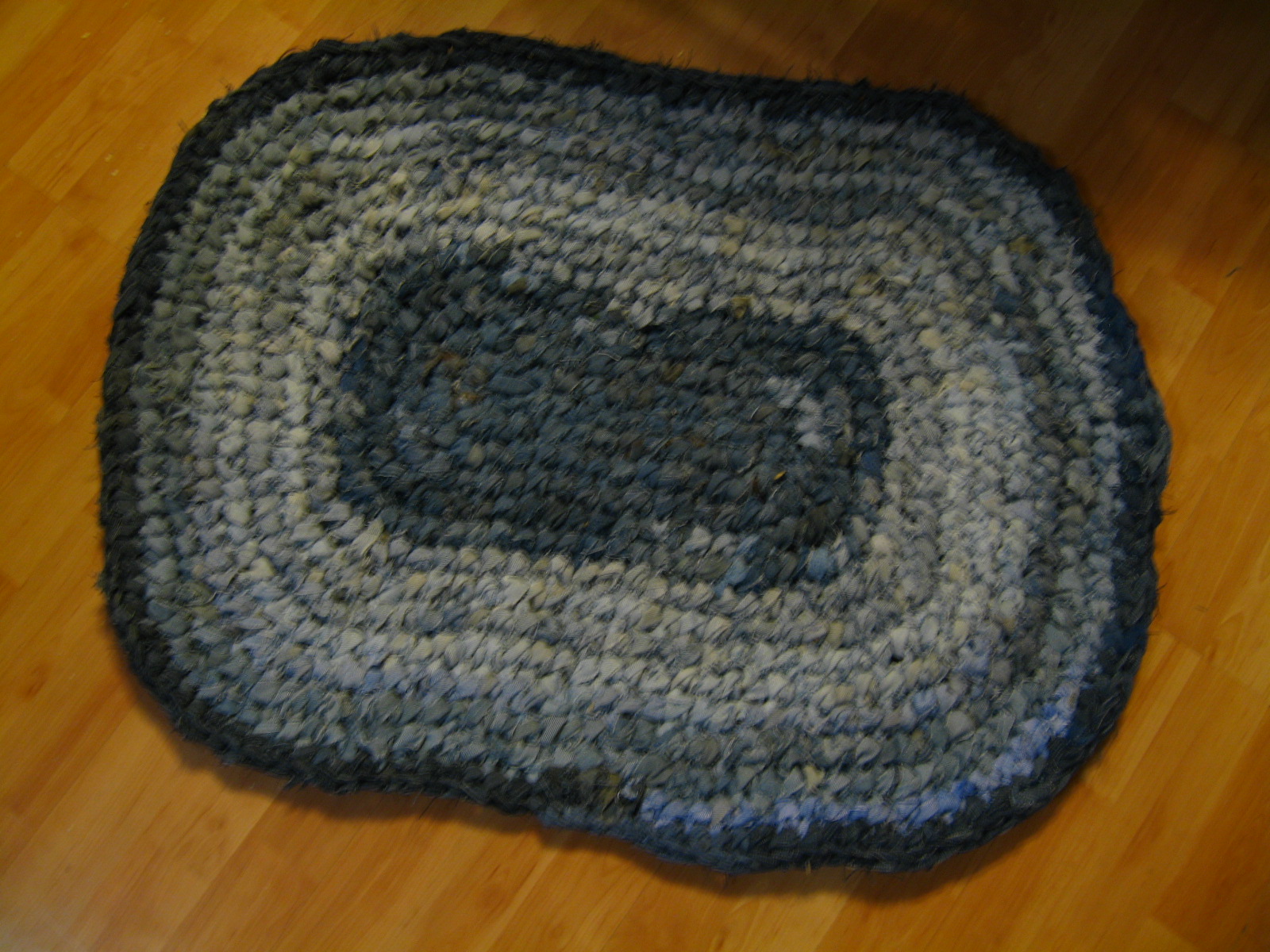 Proverbs 31 Living: Denim Crocheted Rag Rug