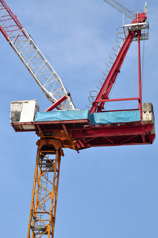 Rigging, Demolition & Dismantling Contractors: Tower Crane Luffing Jib