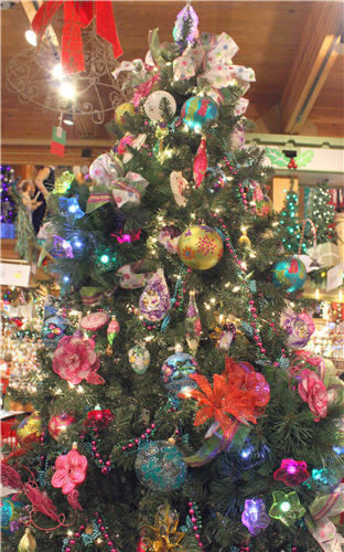 Condo Blues: 7 Dazzling Christmas Trees