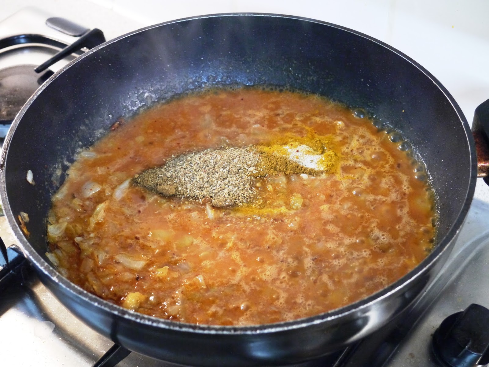 This Muslim Girl Bakes: Bitter Gourd Curry - Karela Masala.