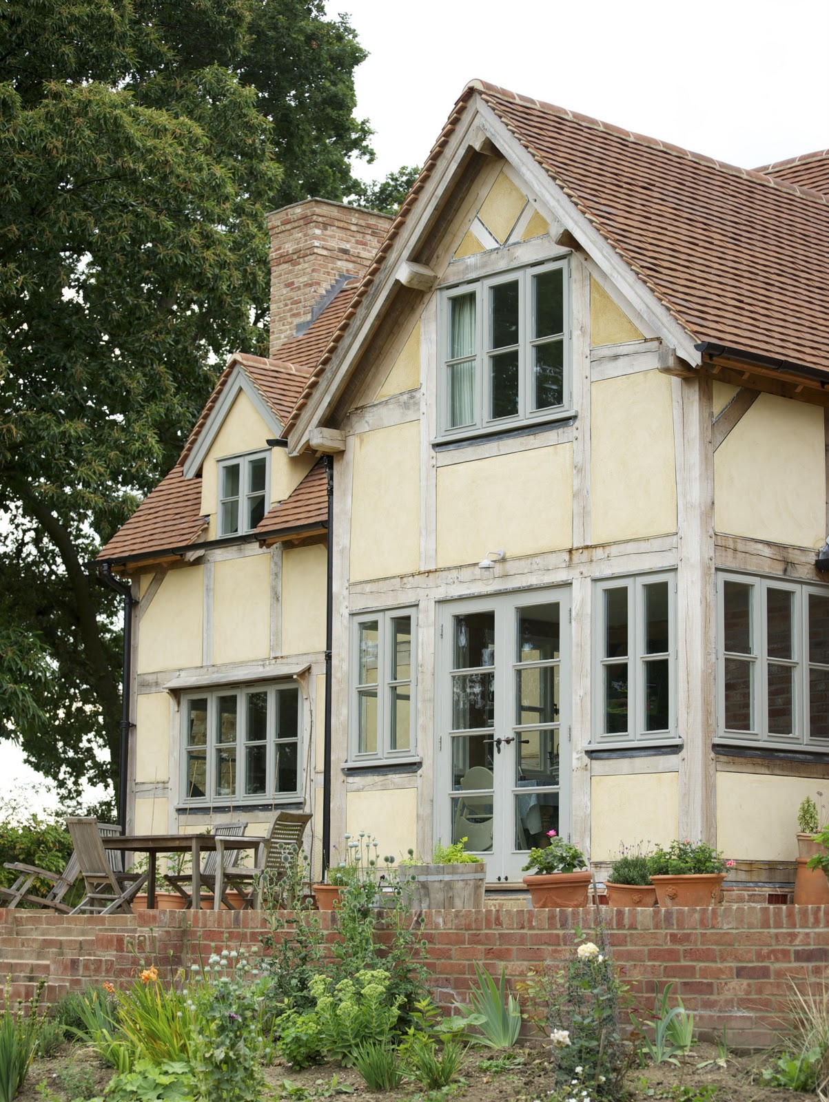 from little acorns.........: A lovely oak framed cottage