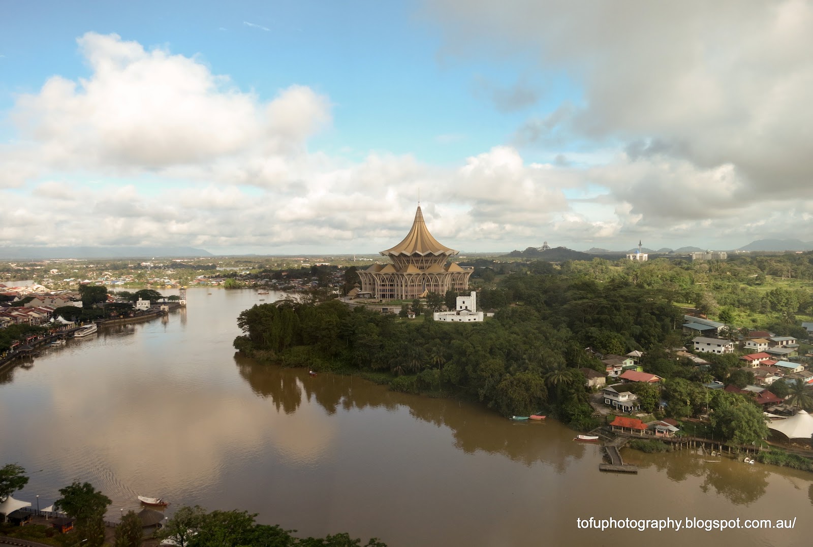 Tofu Photography: Sarawak River in Kuching