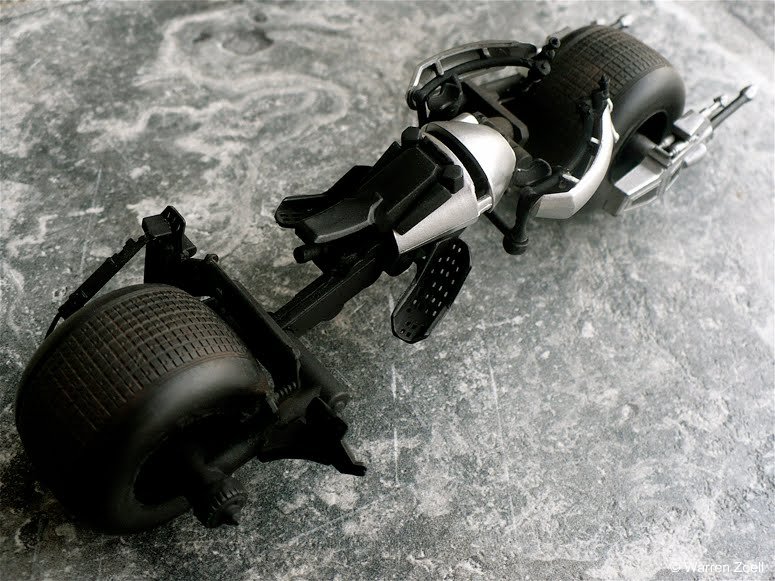 The Great Canadian Model Builders Web Page!: Bat Pod