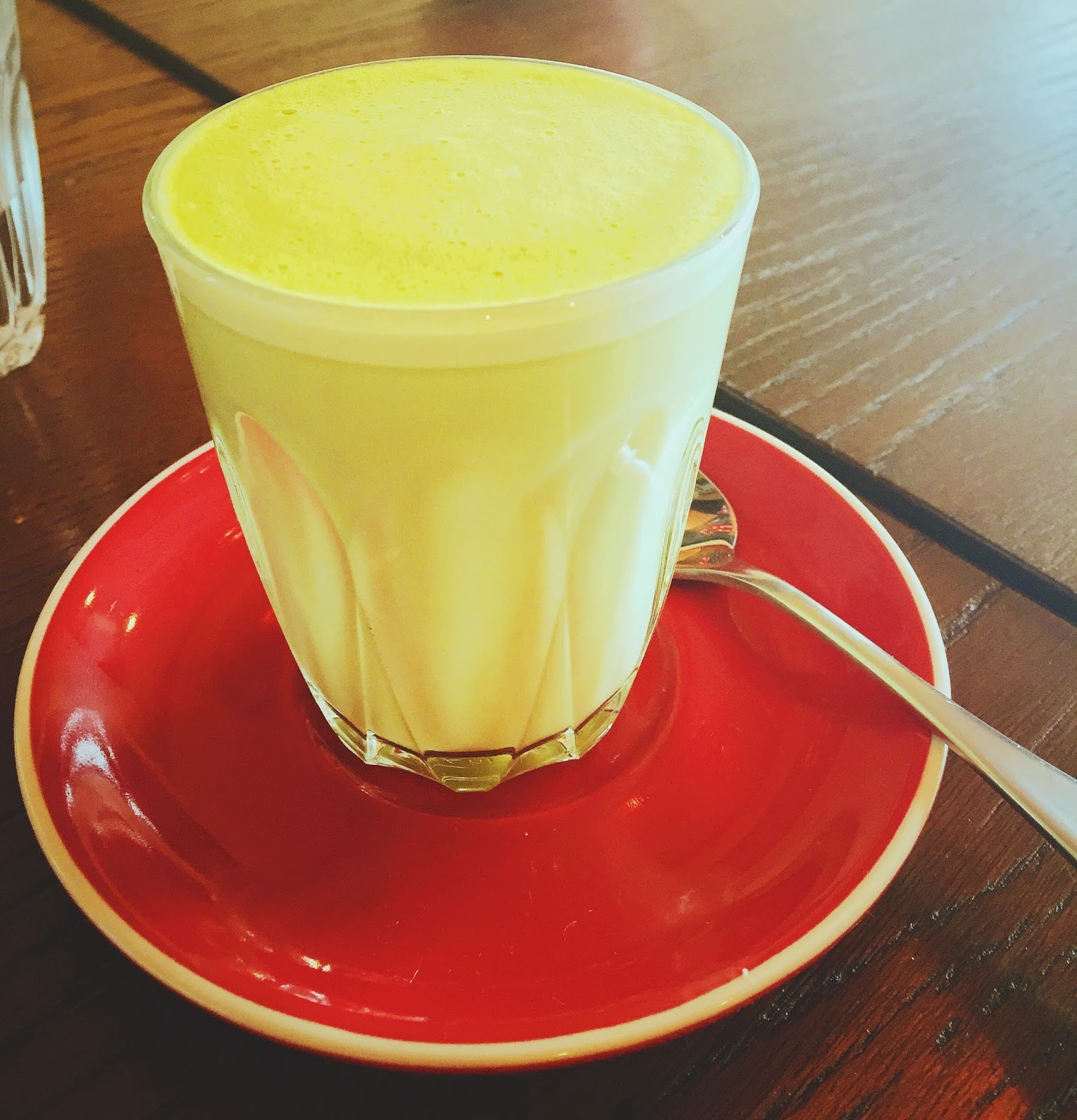 apropos rendezvous: Aroma Tea House