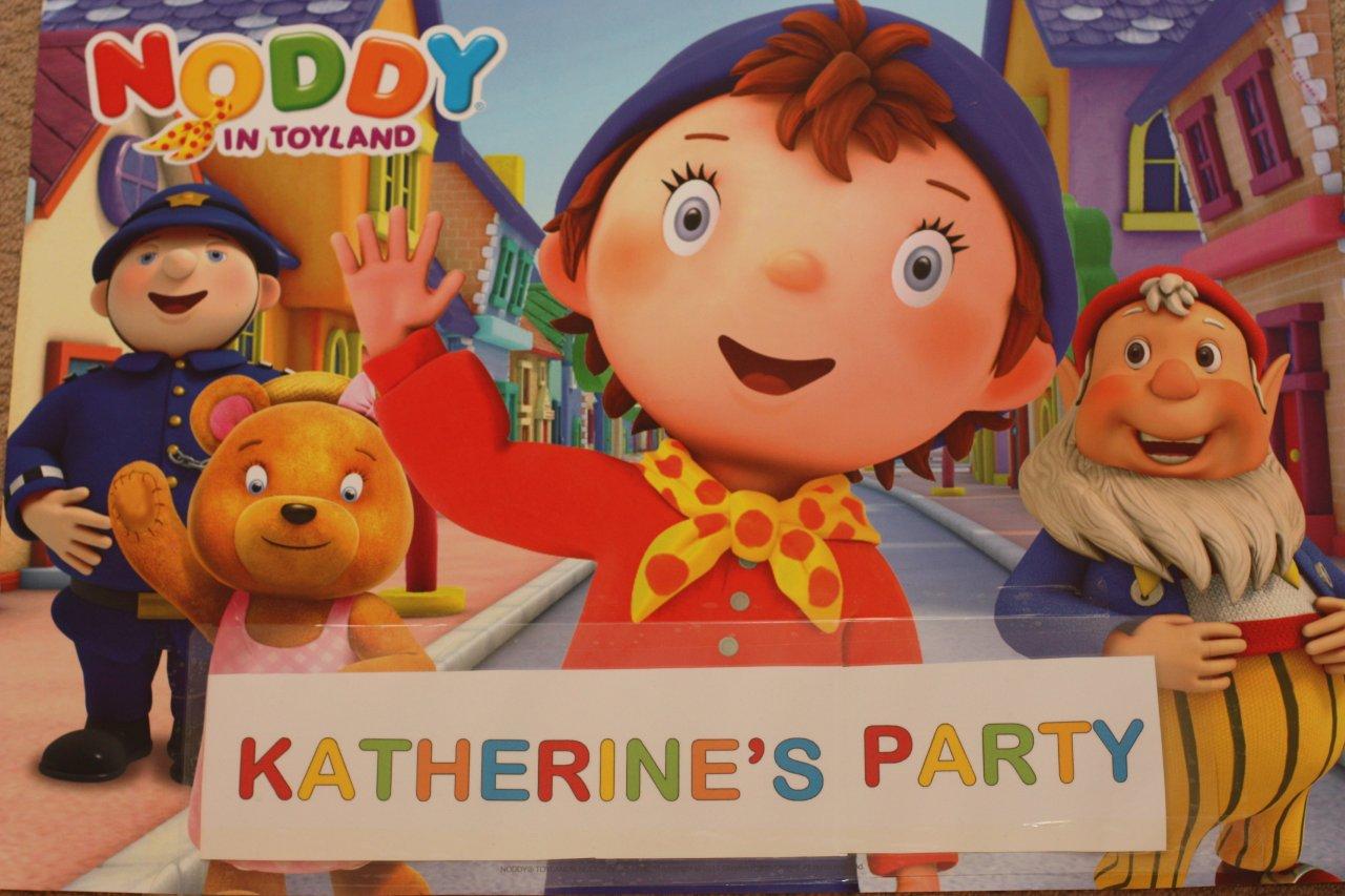 MangoStix: Make way for Noddy Party!