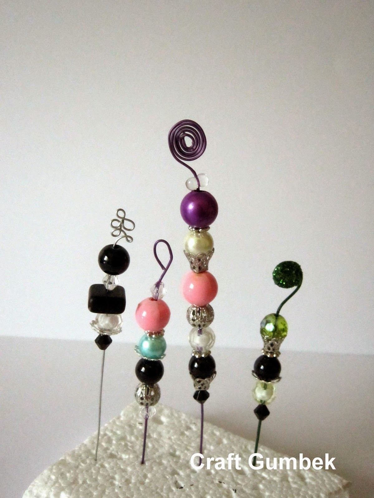 Craft Gumbek: Stick pins