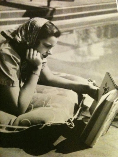 A Blog of One's Own: The Proof Is In the Picture: Photos of Famous ...