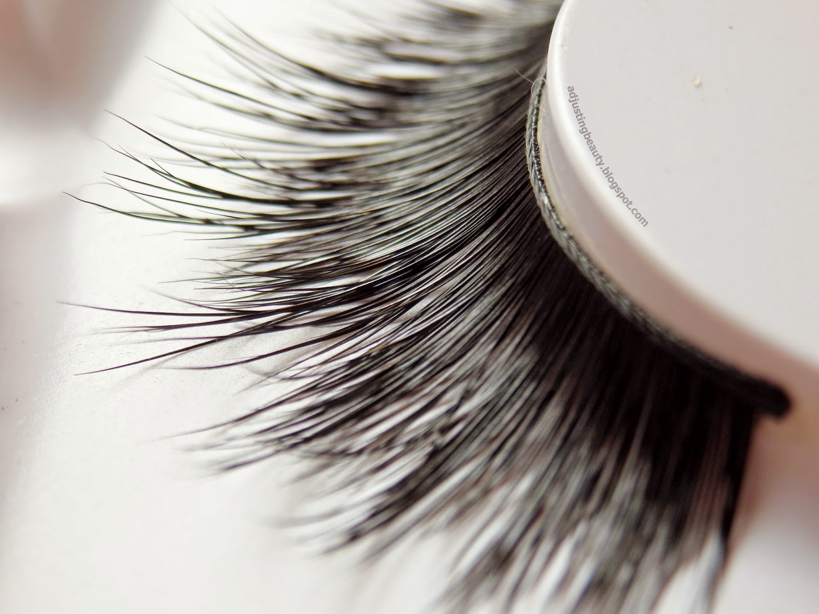 2014 - Adjusting Beauty