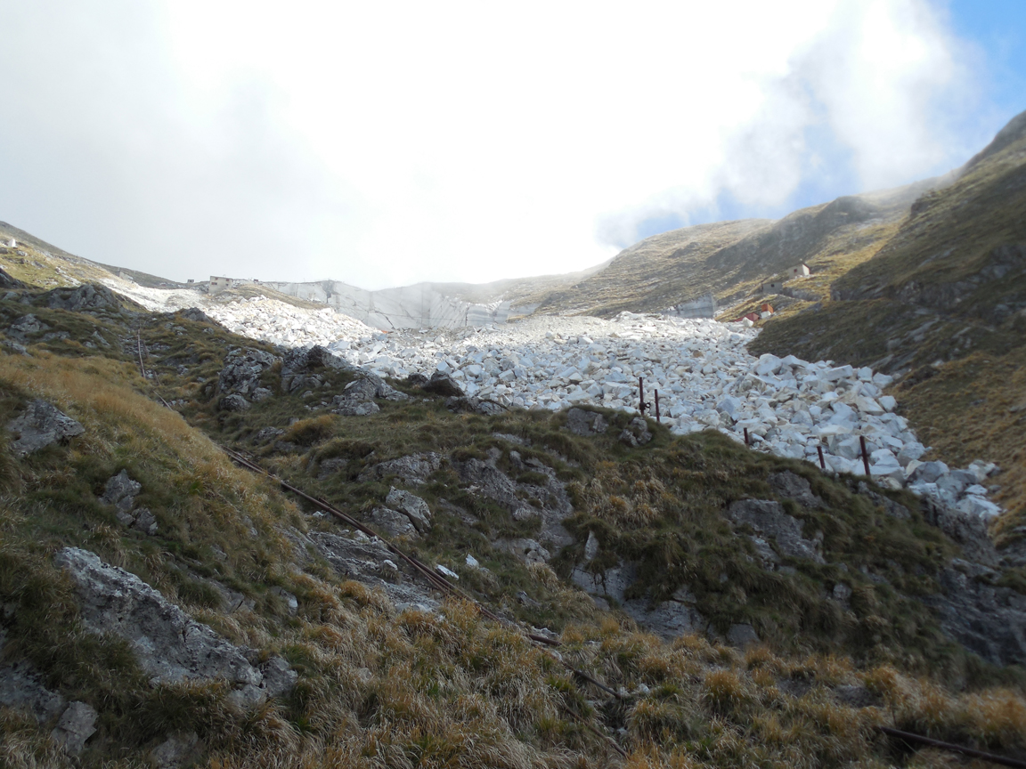 Escursionismo a 360°: Monte Corchia (dalla lizza dei Tavolini) EE