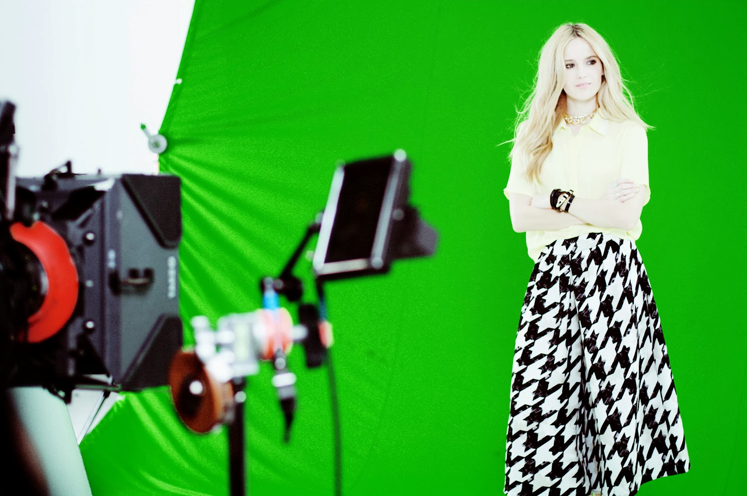 BEHIND THE SCENES AT THE NEW BOOHOO TV AD - KAYLA HADLINGTON