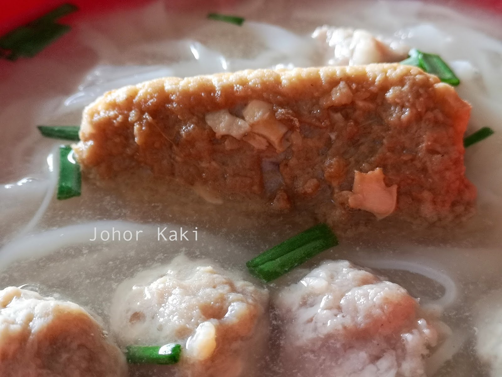 Restoran PW Puteri Wangsa Ulu Tiram Johor Bahru 肉筋丸果条汤 |Tony Johor Kaki ...