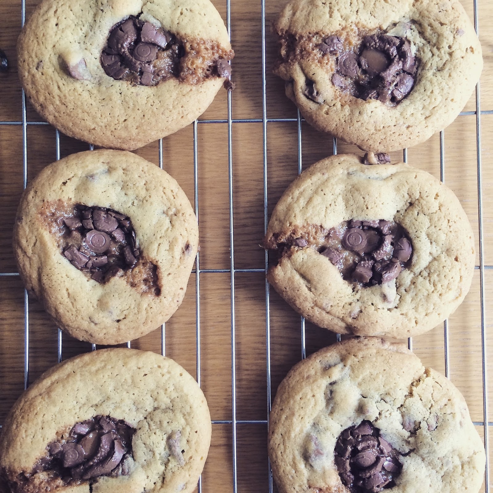 Brownie Blondie Bakes: Rolo Cookies