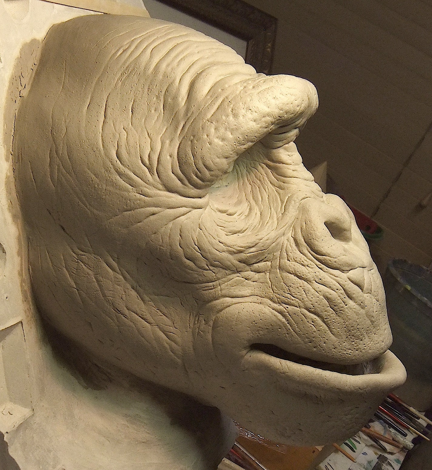 Vis-Dev: Animatronic Ape Mask