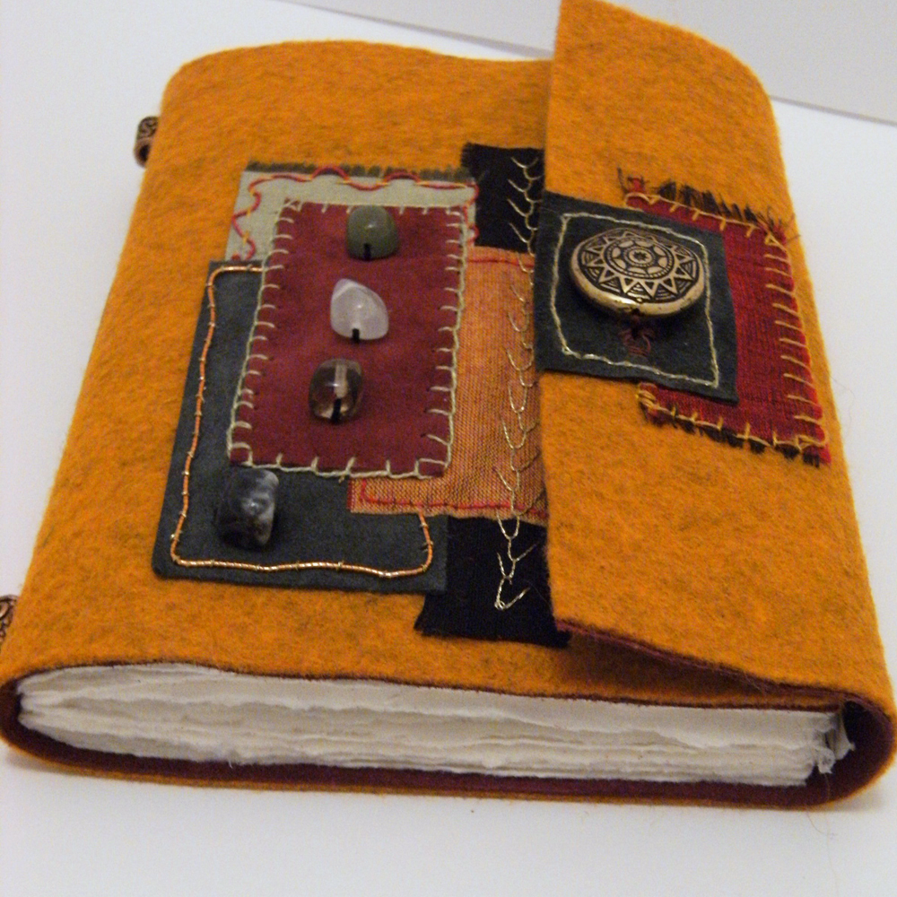 Lizzie Made: Storytelling Sunday 2012 - A Budget of Books