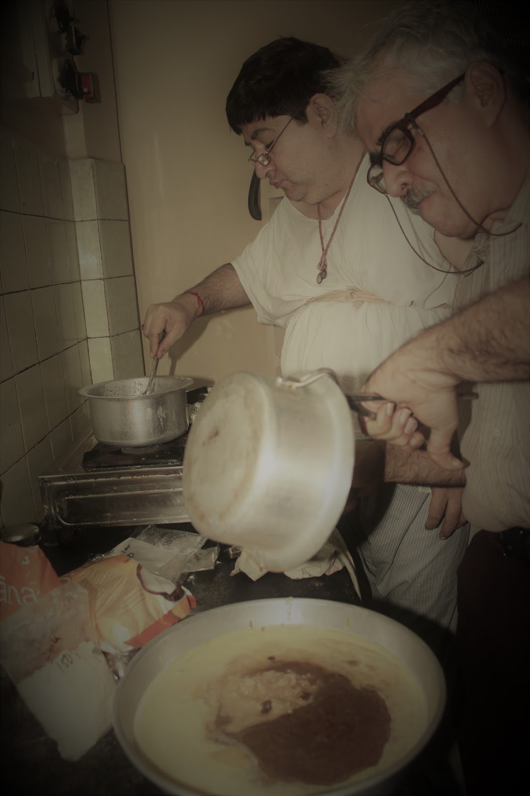 AnnaParabrahma: Vasanu : A Parsi Winter Fudge