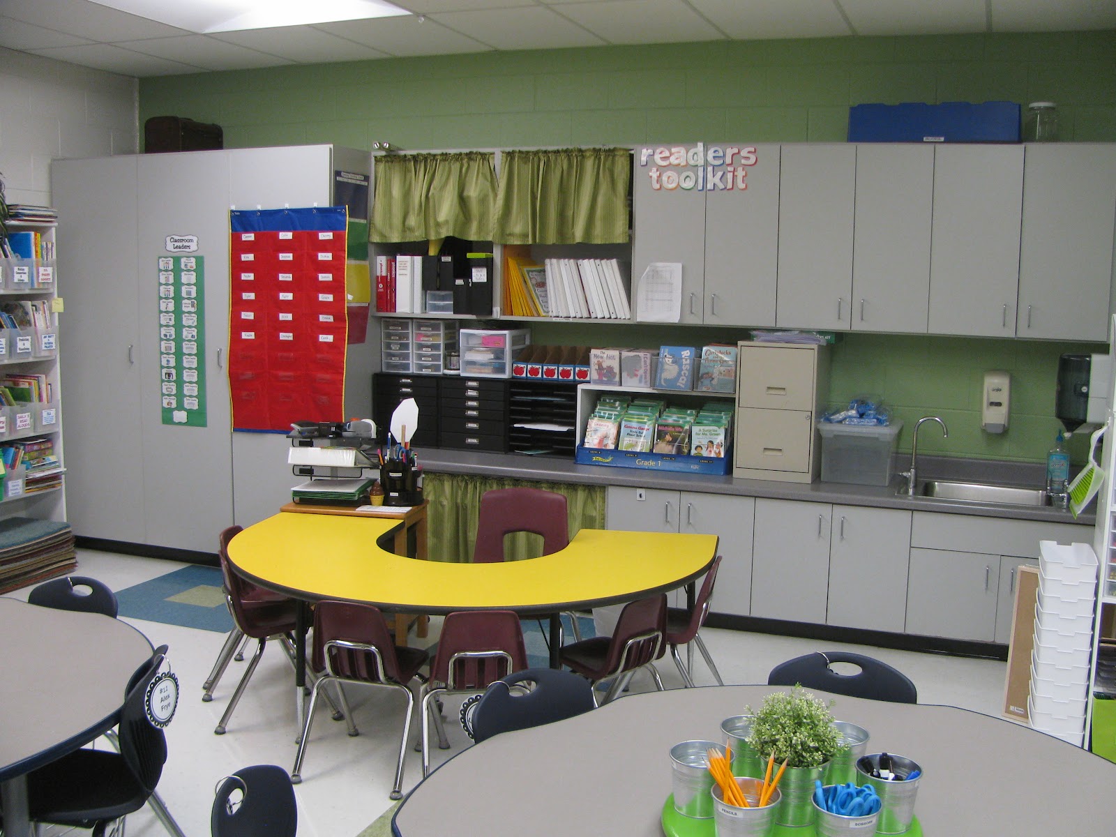 Simply SWEET TEAching: Back to School Classroom Tour!!