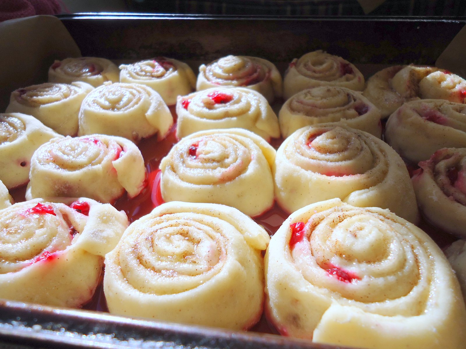 Todo caserito: Redonditos de canela y frutos rojos