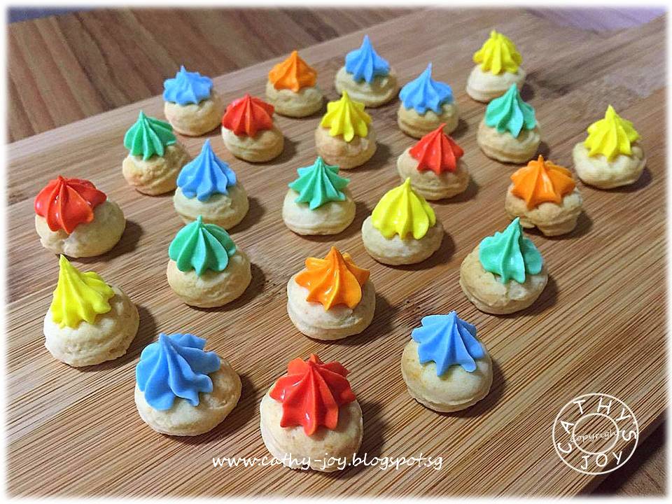 cathy's joy: Iced Gem Cookies