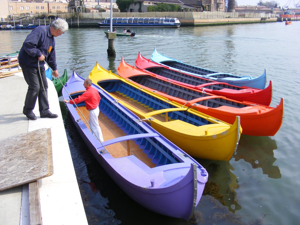 The Gondola Blog: Caorline Come in All Colors