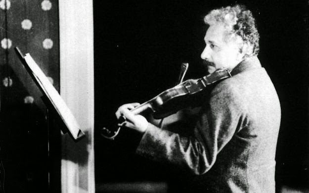 Σαν σήμερα πριν 135 χρόνια γεννήθηκε ο Albert Einstein