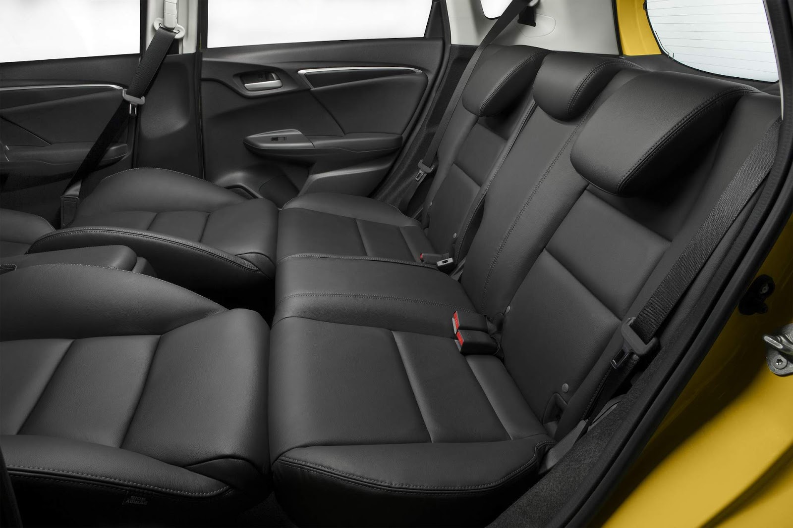 Honda FIT 2018 ganha facelift e mais segurança - EUA