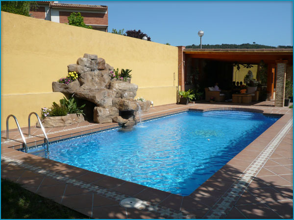 Banco de Imágenes Gratis: 270 fotos de albercas y jardines con flores y ...