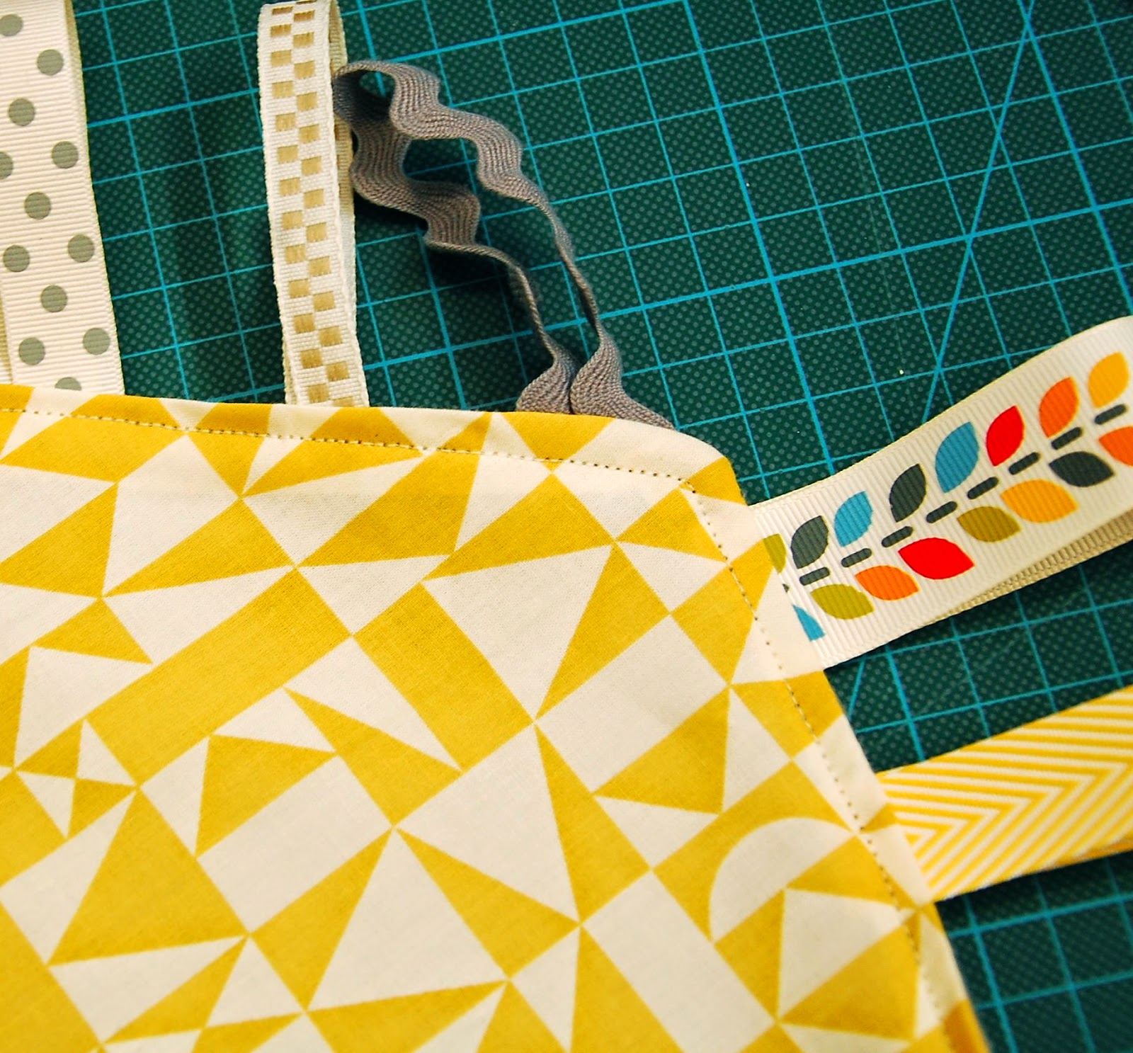 The Eternal Maker Crafts: A Very Knottie Tutorial