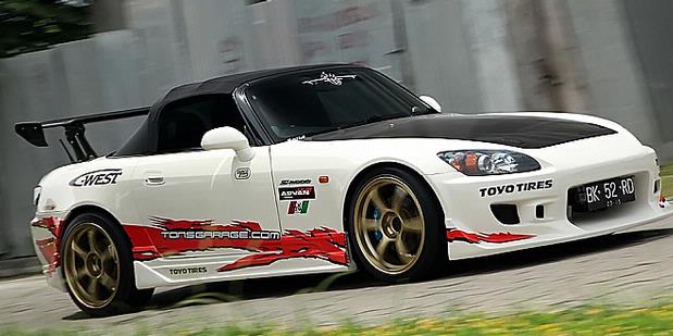 Otomotif Modifications: Honda S2000 (S2K)