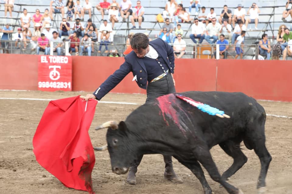 Perú Taurino: FERNANDO ROCA REY FUE OVACIONADO EN FESTIVAL TAURINO DE ...