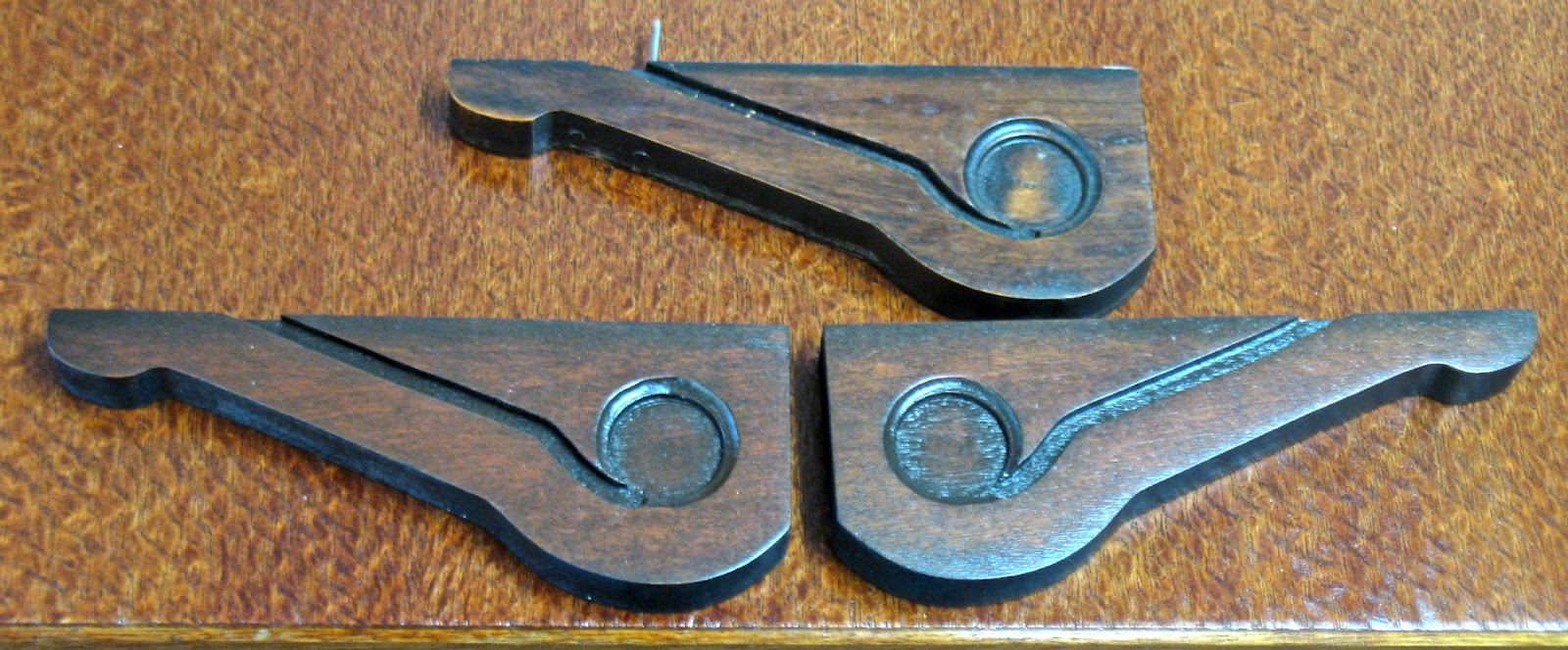 The Craftsman: Fabricated Table Braces