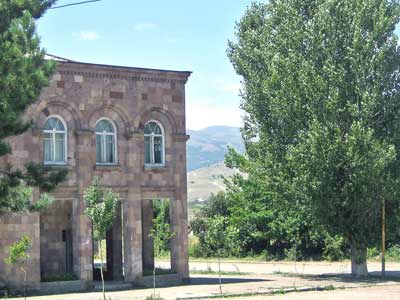 EXPLORE THE WORLD: Beautiful Hrazdan; Image Gallery