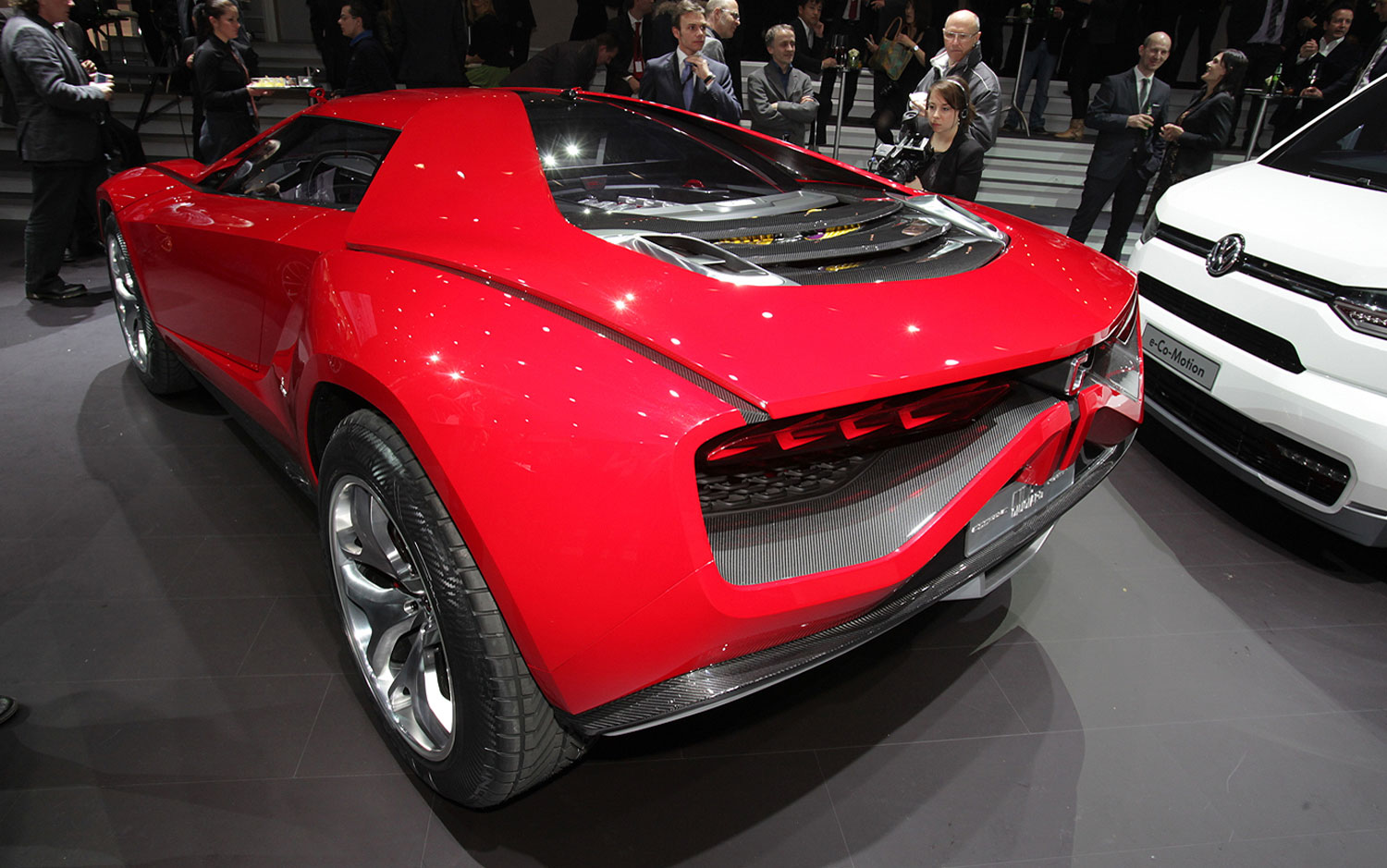 Cars Model 2013 2014: Best Niche Ever? Mid-Engined Italdesign 4WD Coupe ...
