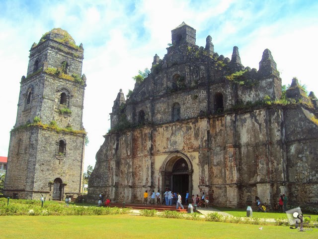 Gala La Travels: The Paoay Church and the Legendary Paoay Lake ~ ILOCOS ...
