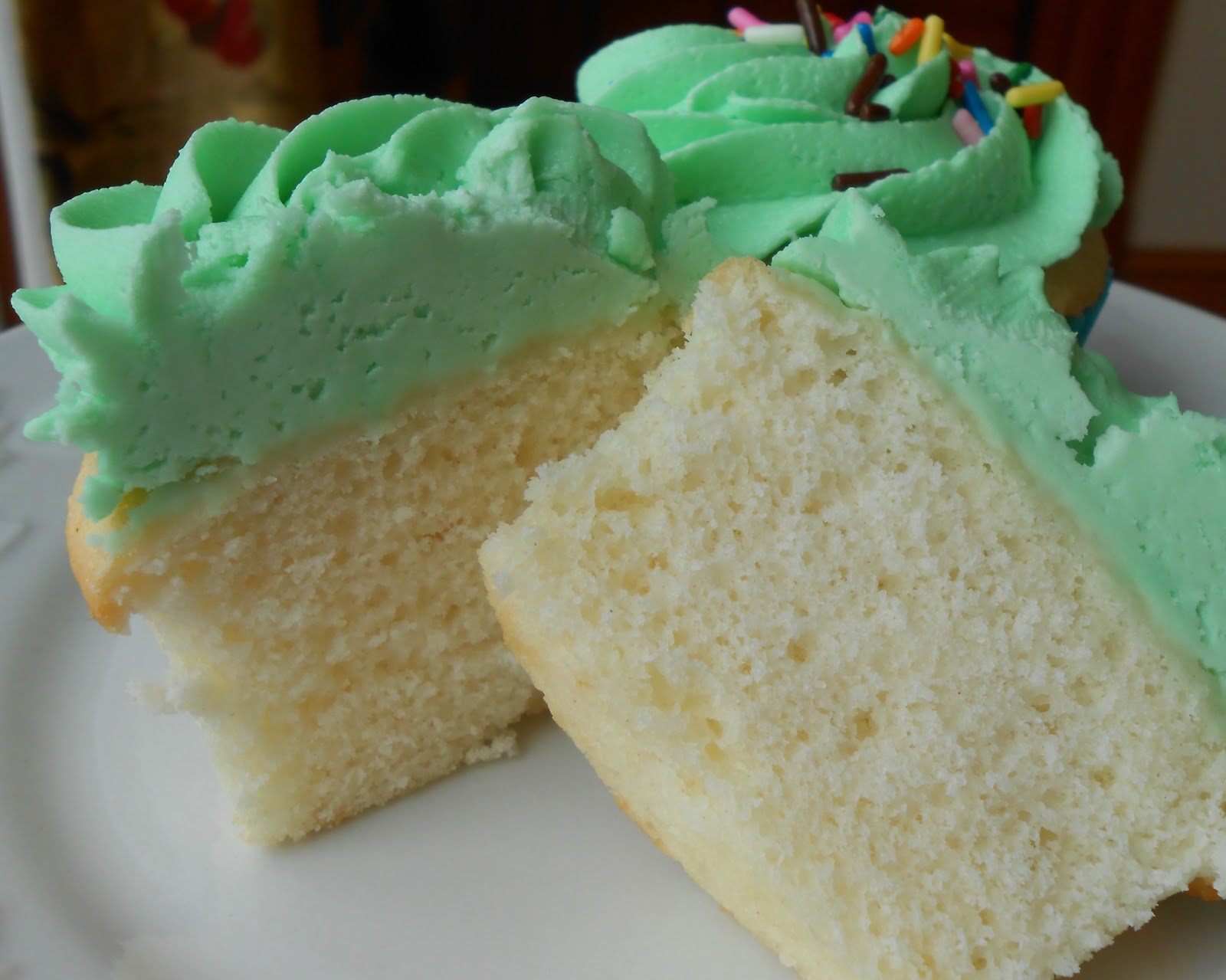 Baking Outside the Box: Moist White Cake