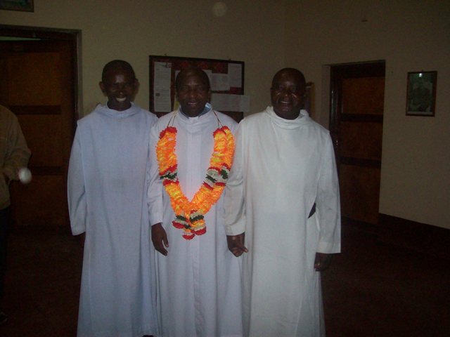 Hanga News: The New Bishop of Mbinga Diocese Visits Hanga Abbey