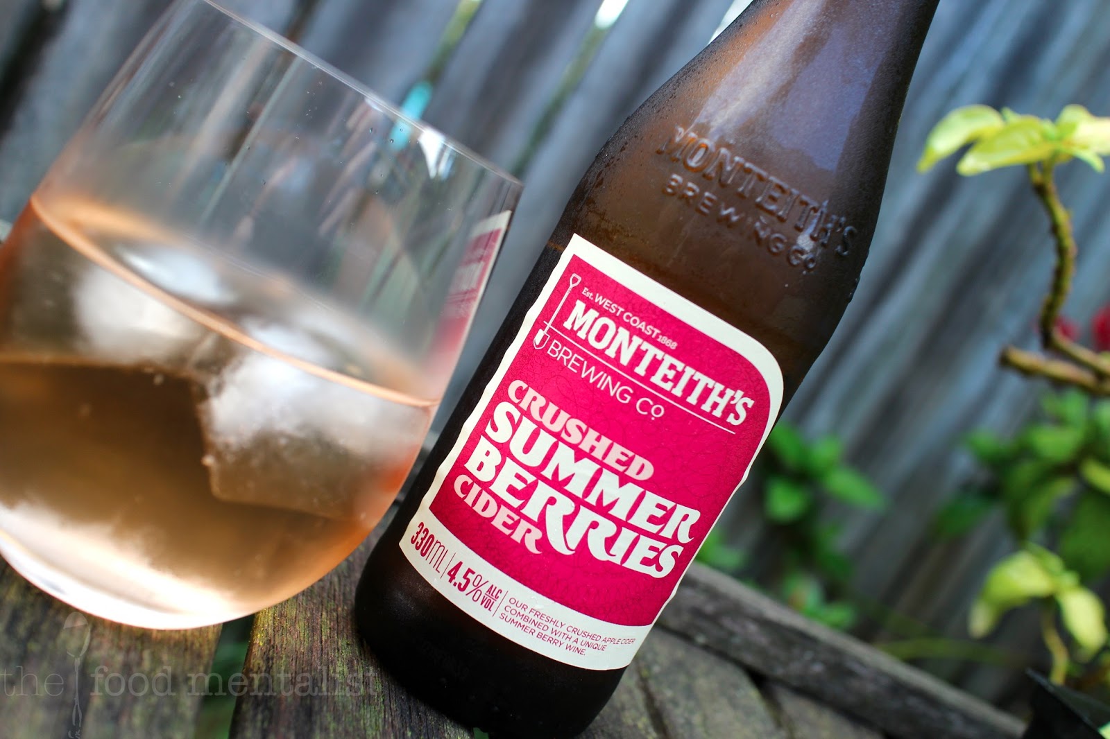 Cider Sunday - Monteith's Crushed Summer Berries Cider