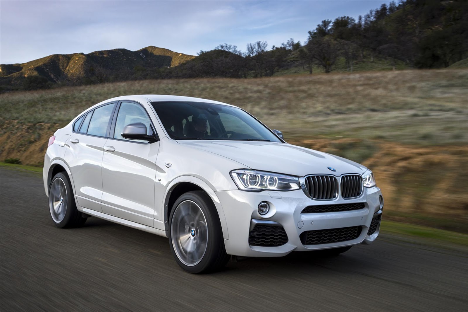BMW X4 M40i Series Colors 2017 Review