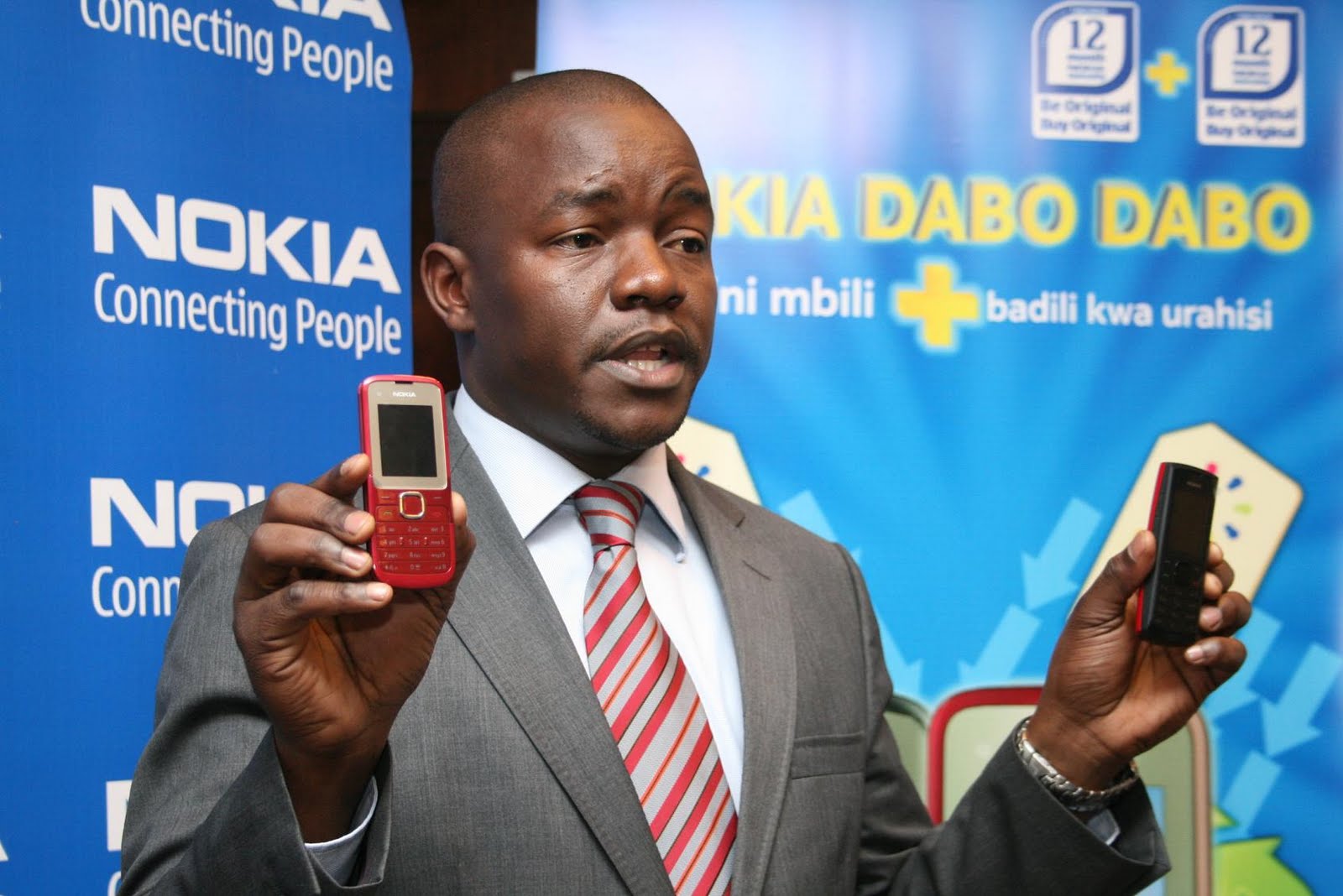 *UZINDUZI WA SIMU MPYA ZA NOKIA DOUBLE DOUBLE - SUFIANIMAFOTO