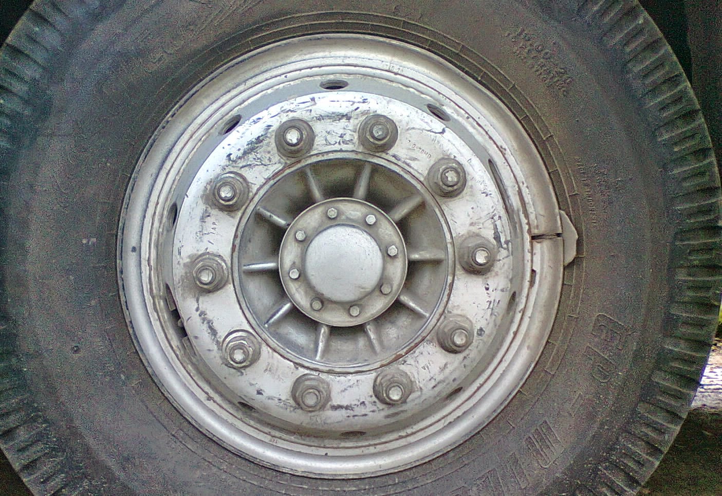 Mengenang Bus Perkasa, Bus Buatan Indonesia