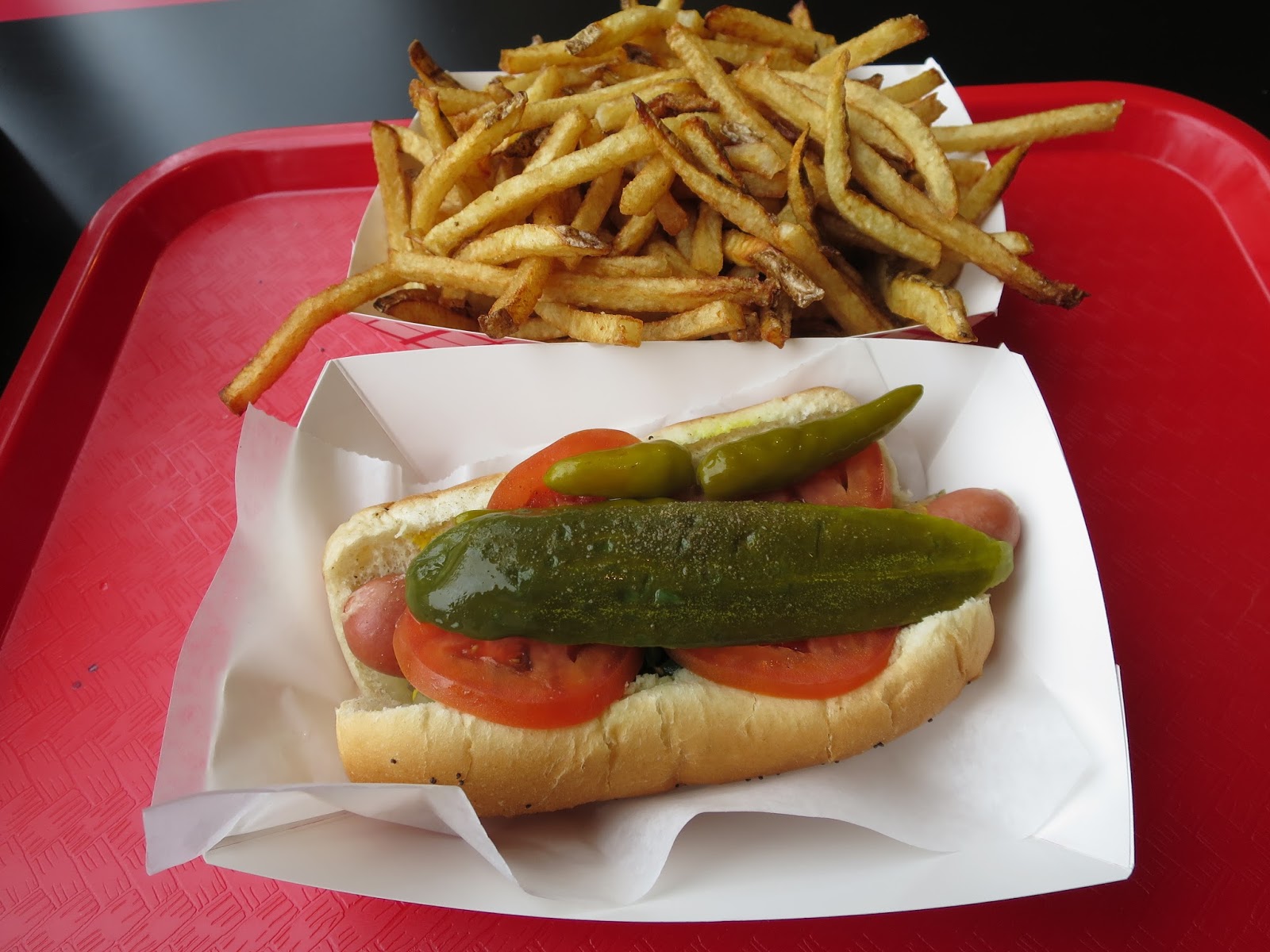 Smokin' Chokin' and Chowing with the King: Hot "G" Dog