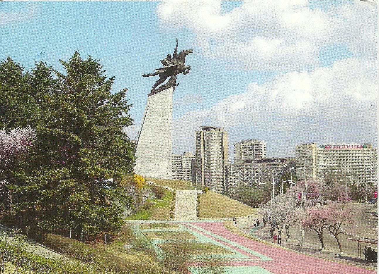 Projek Satu Dunia (One World Project)™: North Korea - Chollima Statue