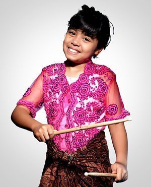 InfoBisnisPapaMama: Indonesia Mencari Bakat season 1