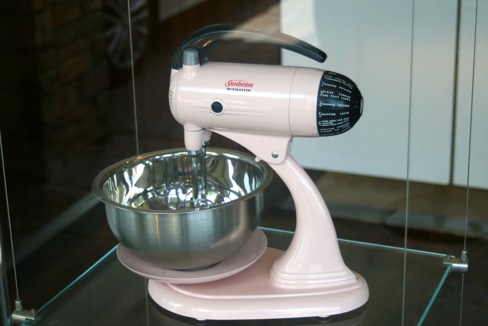 CupcakesOMG!: Crave Cupcakes Review