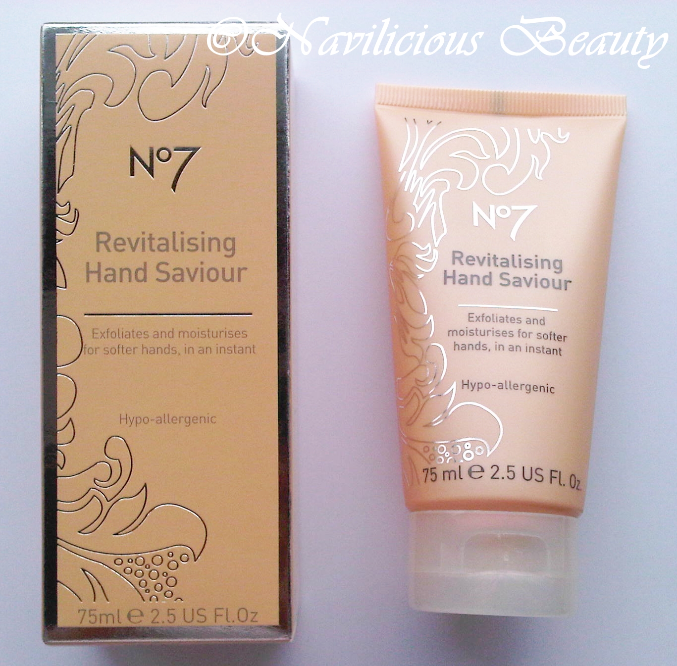 Navilicious Beauty: September 2011