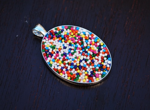 The Moody Fashionista: Rainbow Sprinkles Necklace