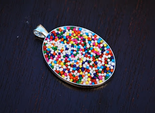 The Moody Fashionista: Rainbow Sprinkles Necklace